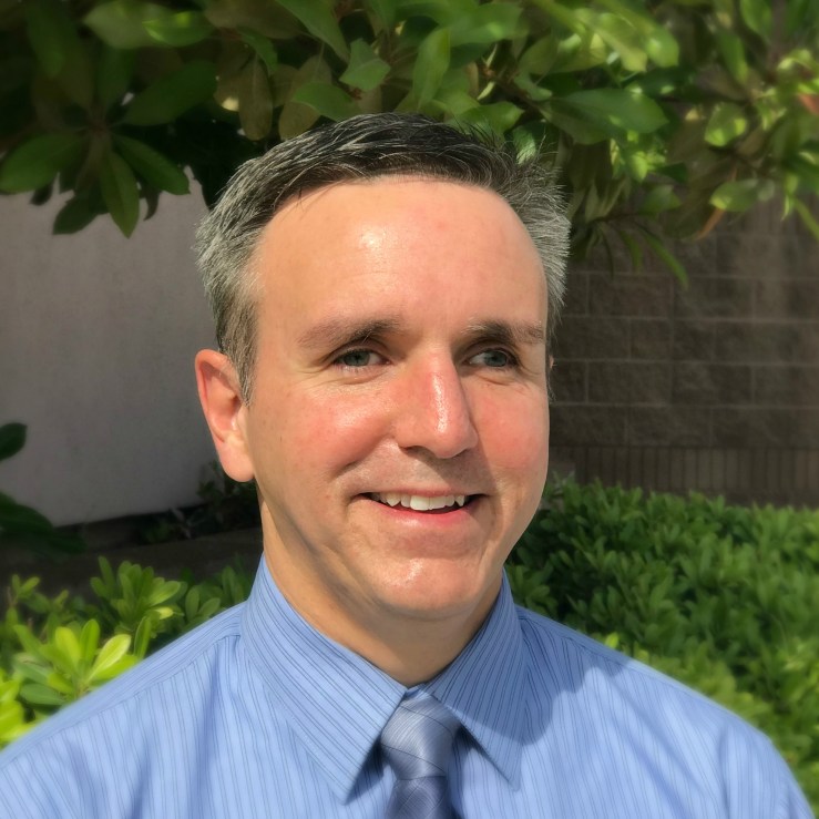 Pastor Travis Peterson